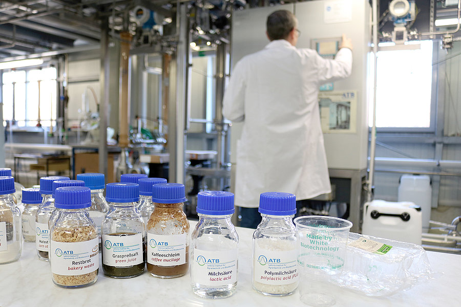 ATB: Biochemikalien - Multifunktionale Ausgangsstoffe für die ...